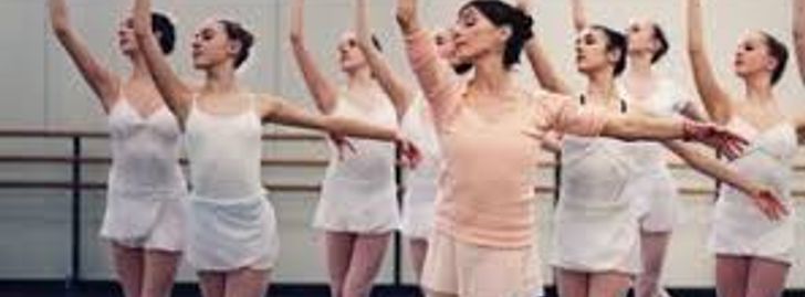 Ballet 3 @ Eleveight Dance School - Leeds | DanceUs.org