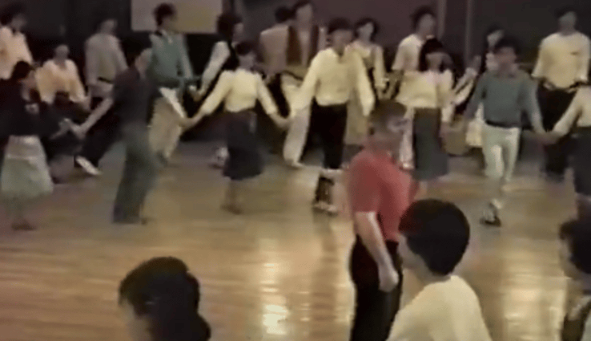 Crnogorka dance in Macedonia: Origin, History, Costumes, Style ...