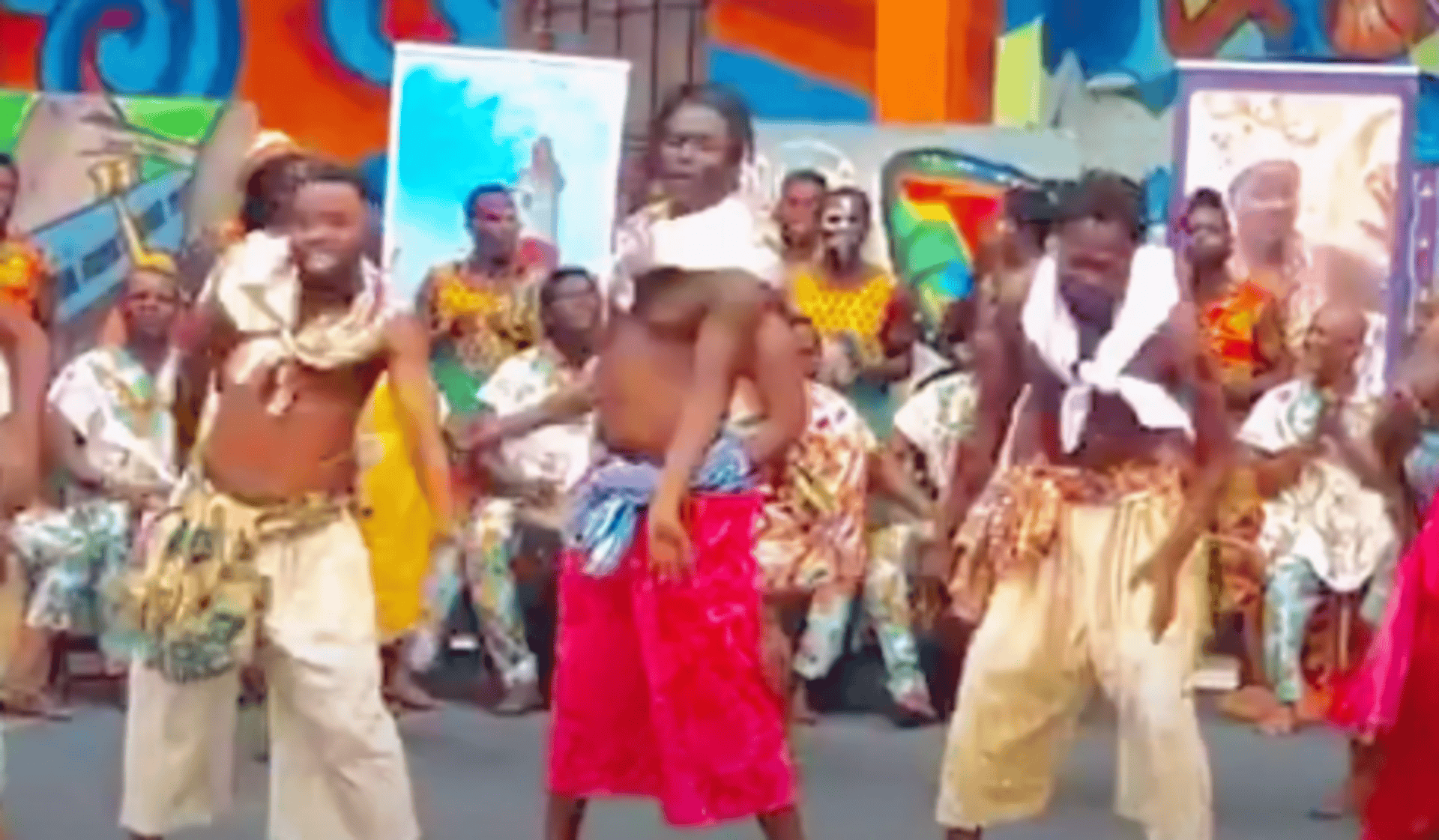 Kpanlogo dance in Ghana: Origin, History, Costumes, Style, Technique ...