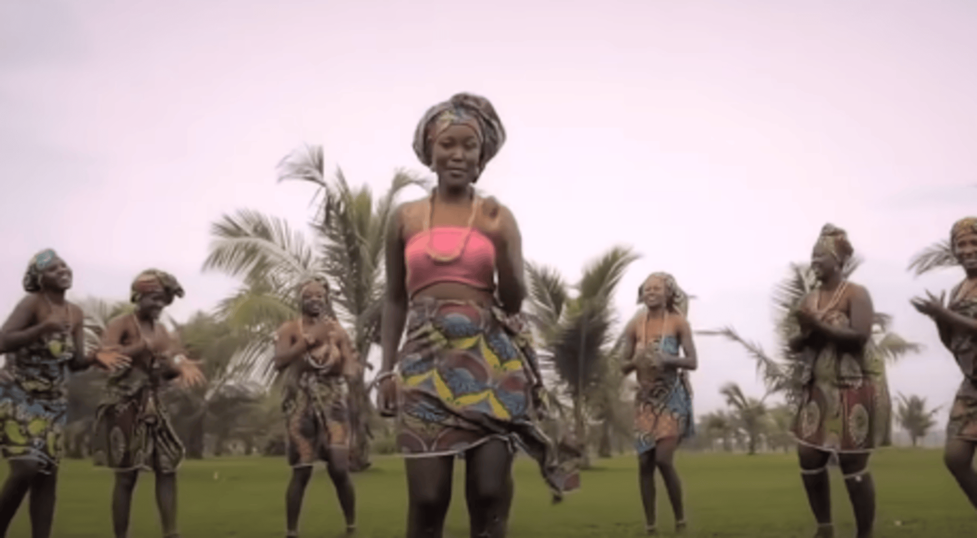 Borborbor dance in Ghana: Origin, History, Costumes, Style, Technique ...